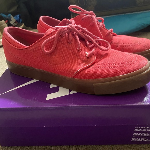 Nike | Shoes | Nike Sb Janoski Red | Poshmark